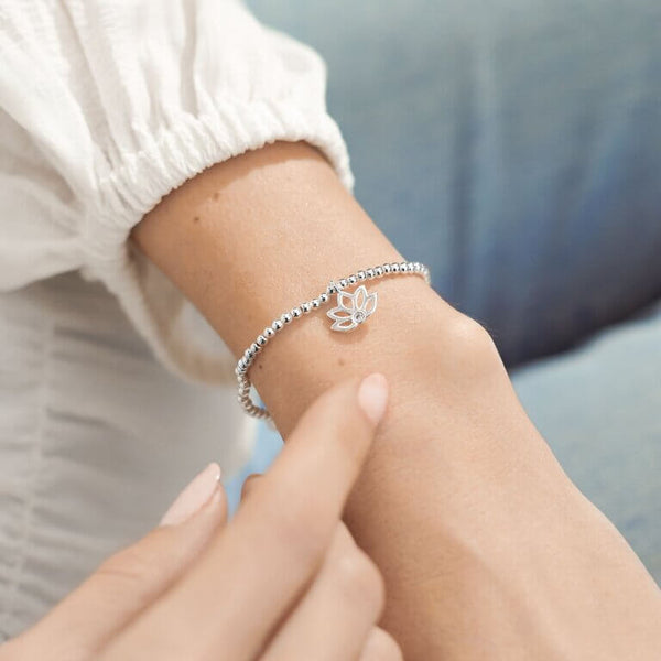 Joma Growth Bracelet 5232 – Bejeweled At Soul